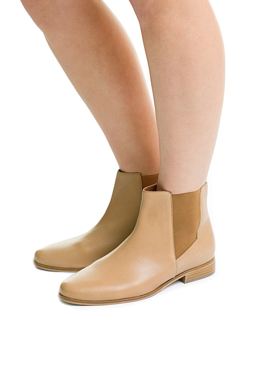 Tan Isabella Gusset Boot - Boots | Country Road