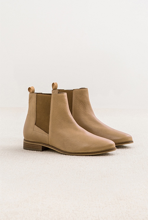 Tan Isabella Gusset Boot - Boots | Country Road