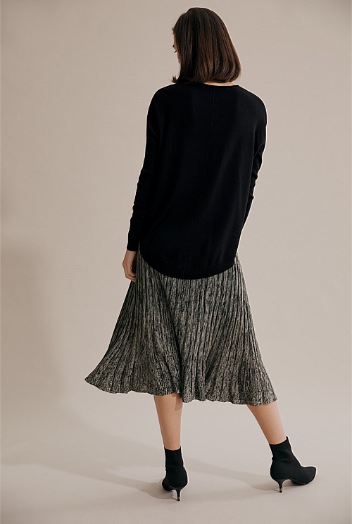 Black Traceable Wool V-Neck Knit - Knitwear | Country Road