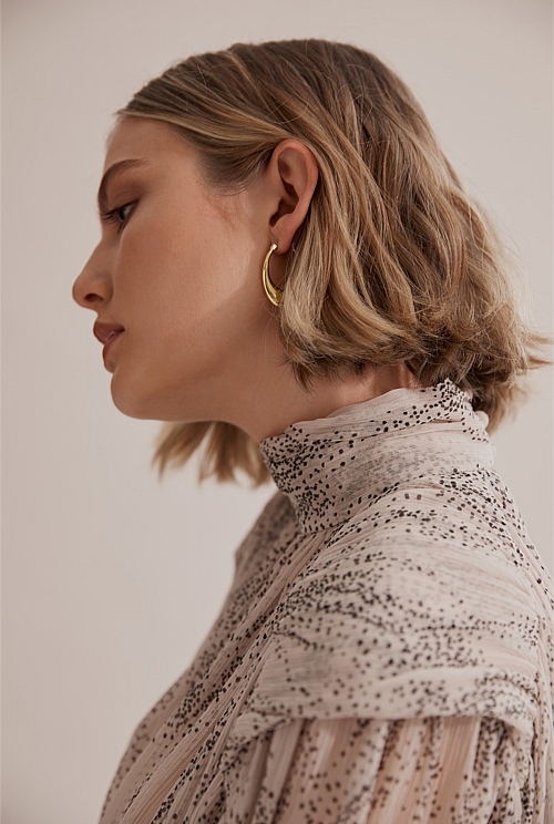 Gold Jessica Hoop - Earrings | Country Road