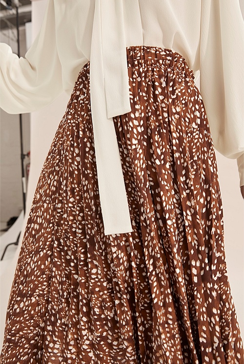 Chestnut Print Pleat Skirt - Skirts | Country Road